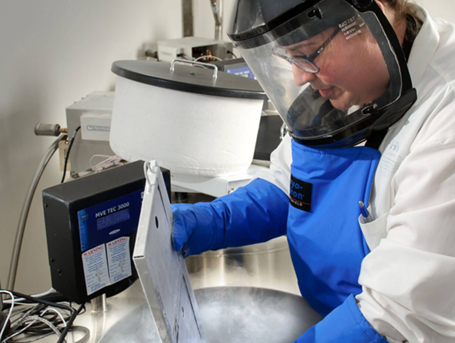 CDMO services for cell and gene therapy